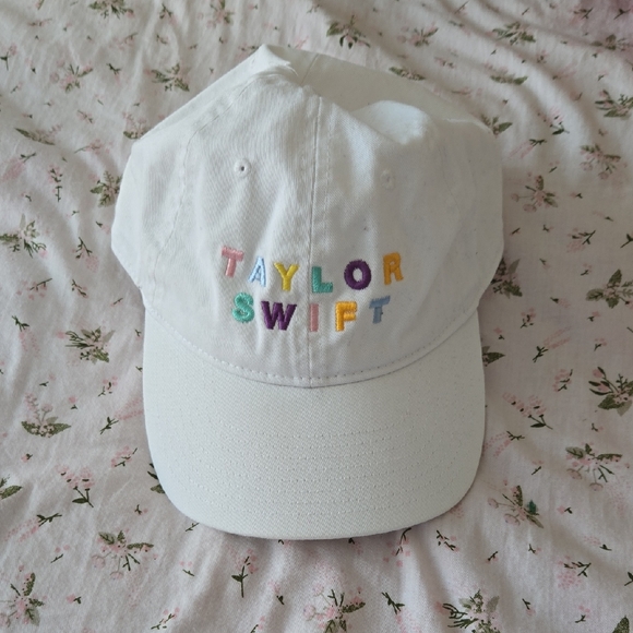 Taylor Swift | Accessories | Taylor Swift White Cap With Multicolor ...